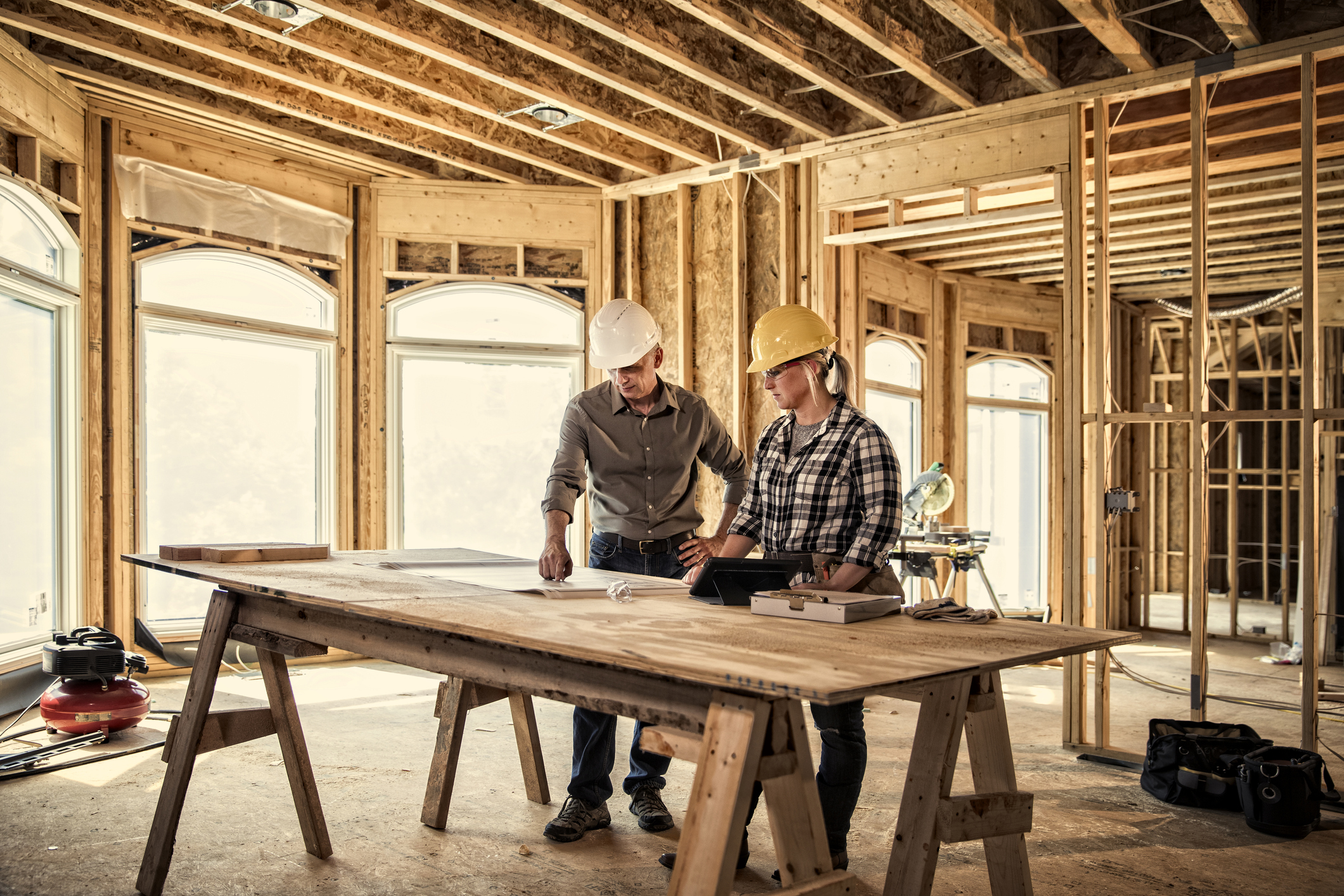 7 Pros and Cons of Being Your Own General Contractor